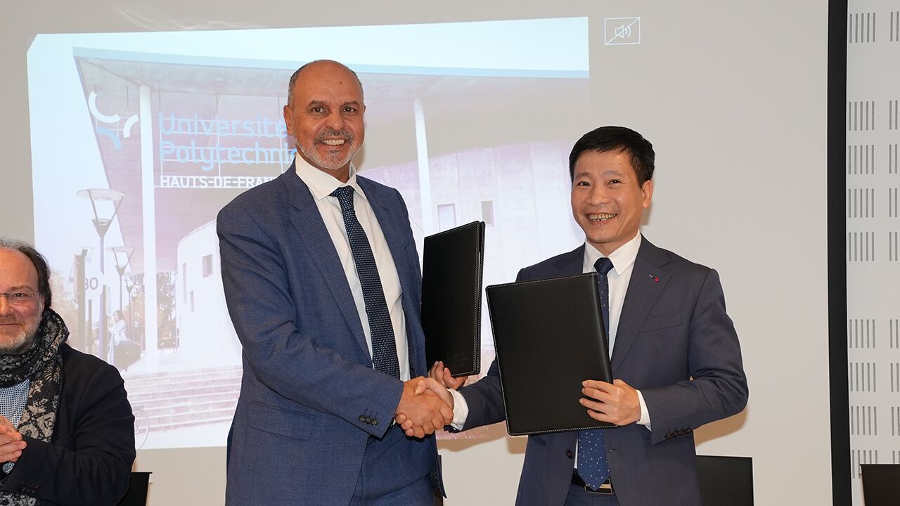 Le MoU* avec l’UTT Hanoi (Vietnam) renouvelé | Université Polytechnique ...